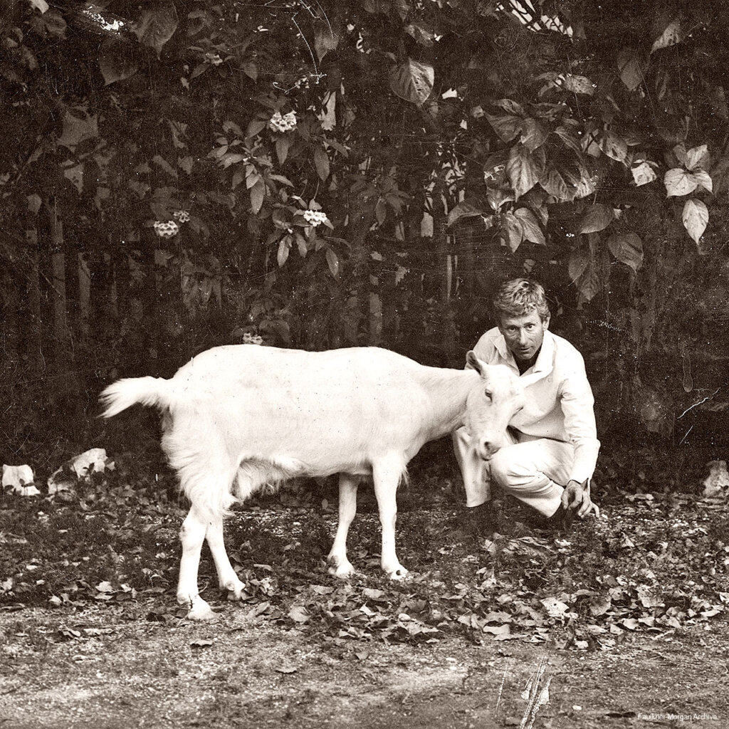 Henry Faulkner and Alice, his bourbon-swilling goat | News | Kentucky Derby