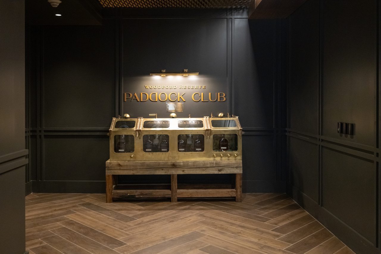 Woodford Reserve Paddock Club & Enclosure | Luxury Dining | Seats ...