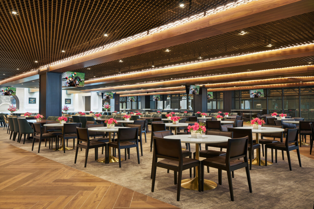 Woodford Reserve Paddock Club & Enclosure | Luxury Dining | Seats ...