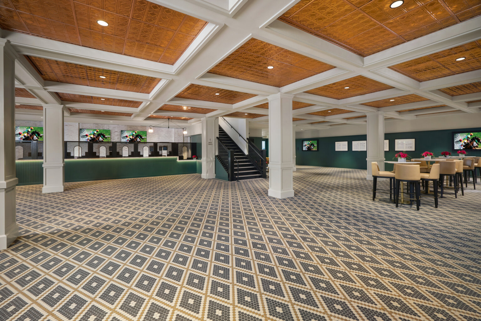 Club SI & Enclosure | Premium Dining | Seats | Kentucky Derby