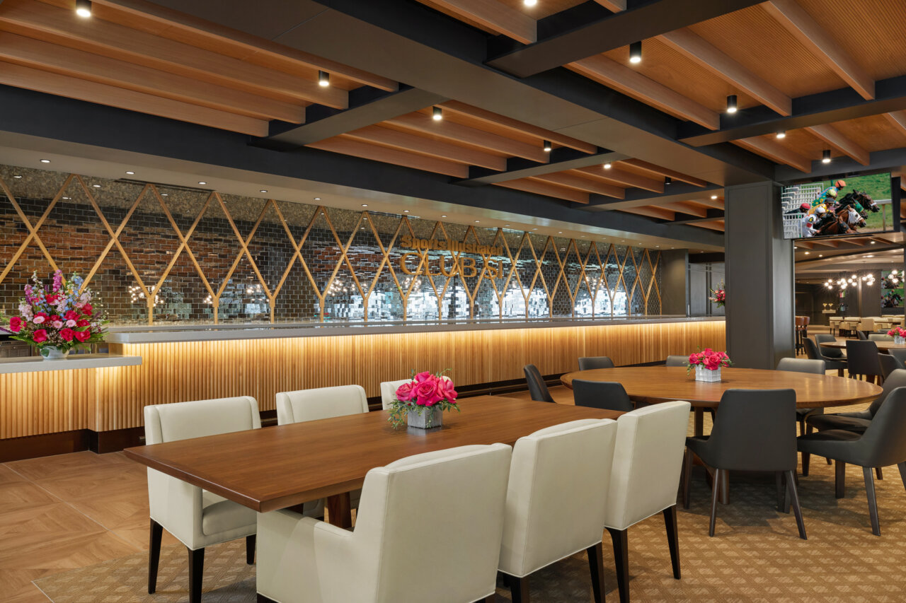 Club SI & Enclosure | Premium Dining | Seats | Kentucky Derby