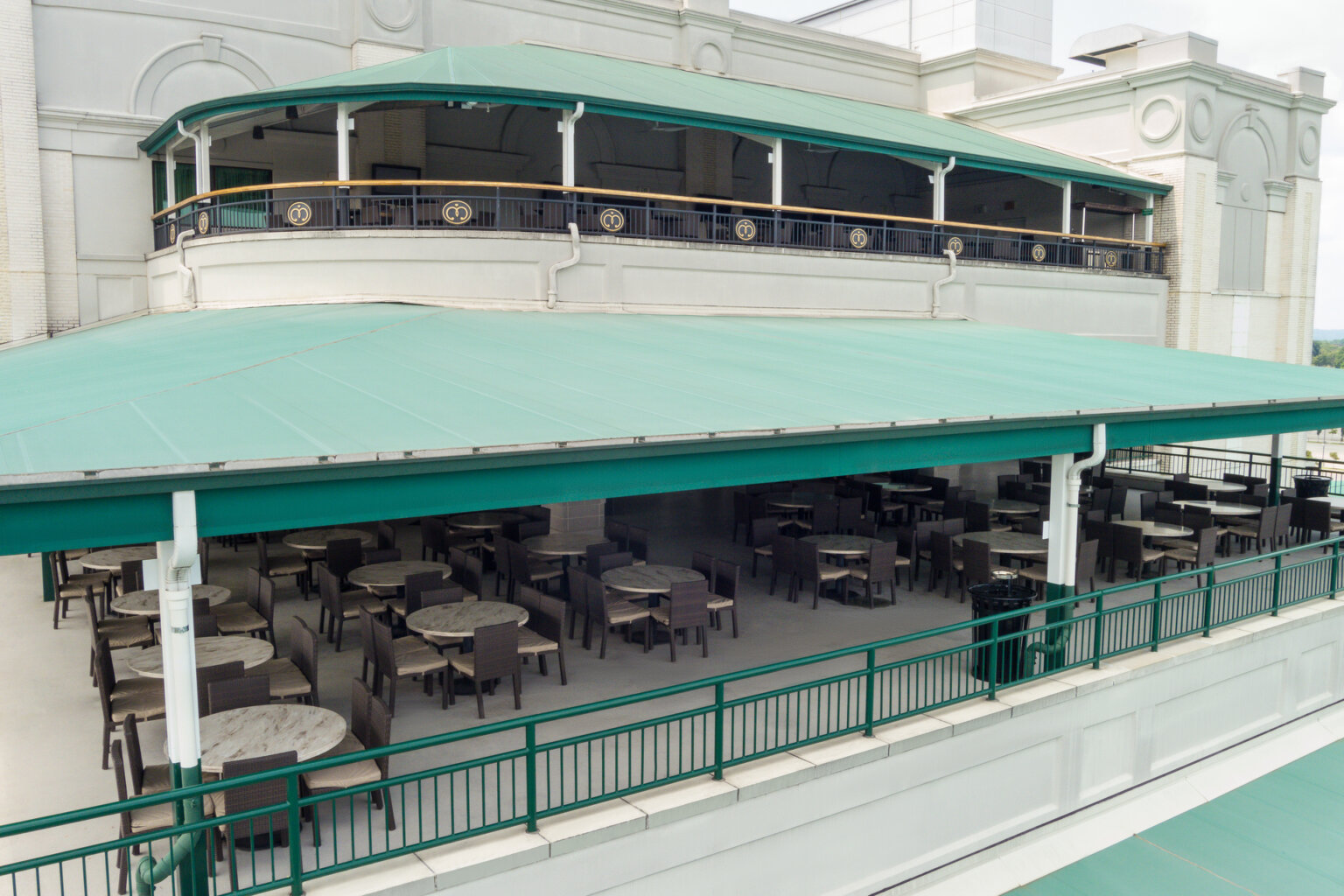 Finish Line Suites Dining | Premium Dining | Seats | Kentucky Derby