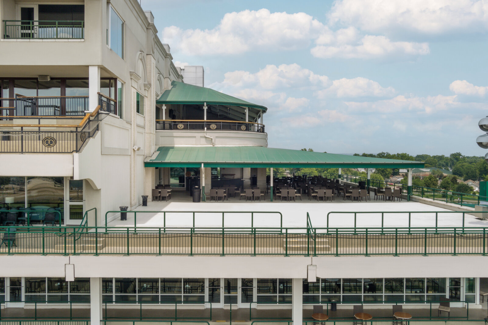 Finish Line Suites Dining | Premium Dining | Seats | Kentucky Derby