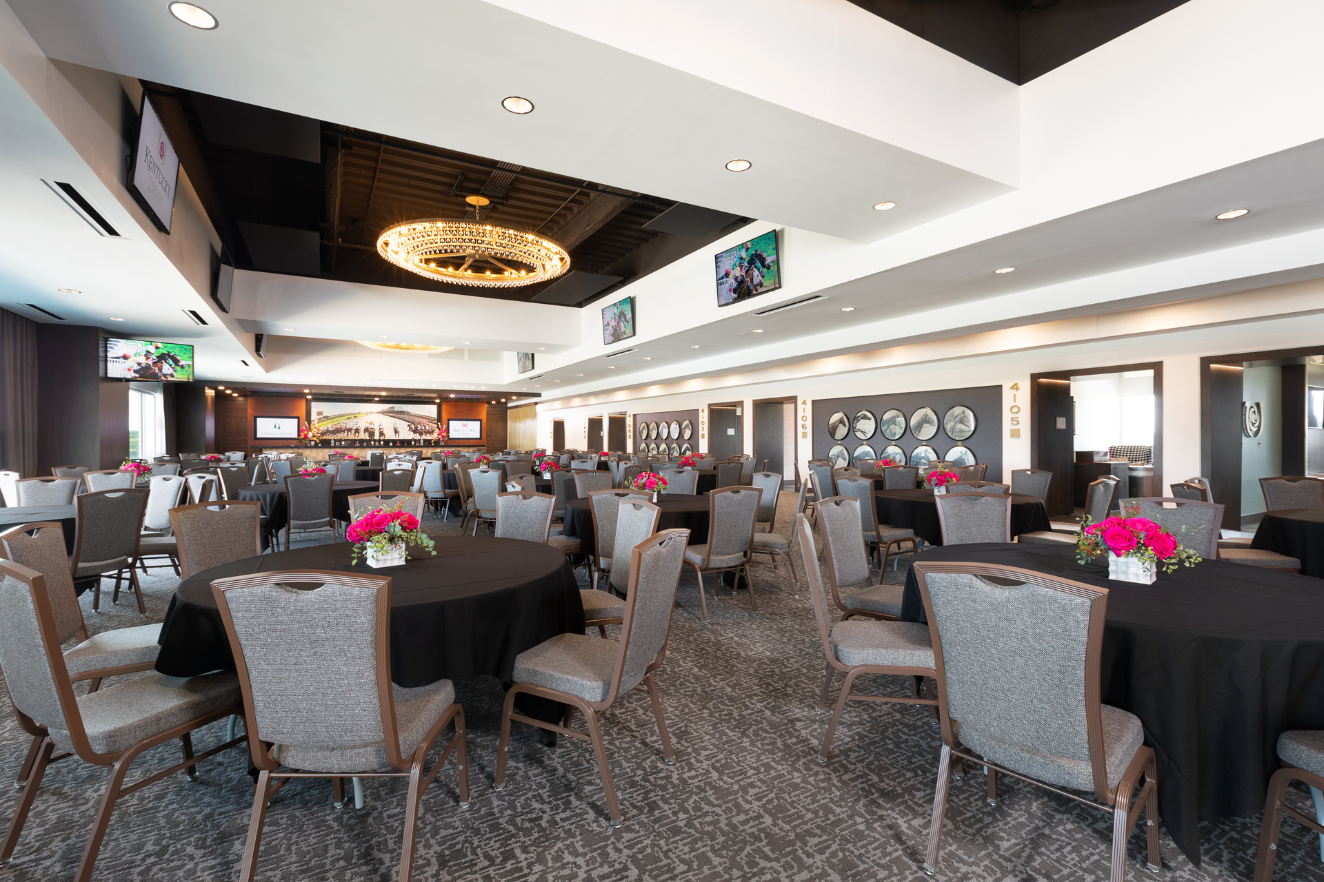 SAP Starting Gate Suite Dining | Premium Dining | Seats | Kentucky Derby