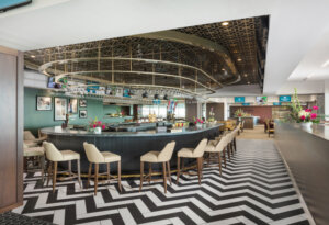 Dining | Seating experience | Churchill Downs