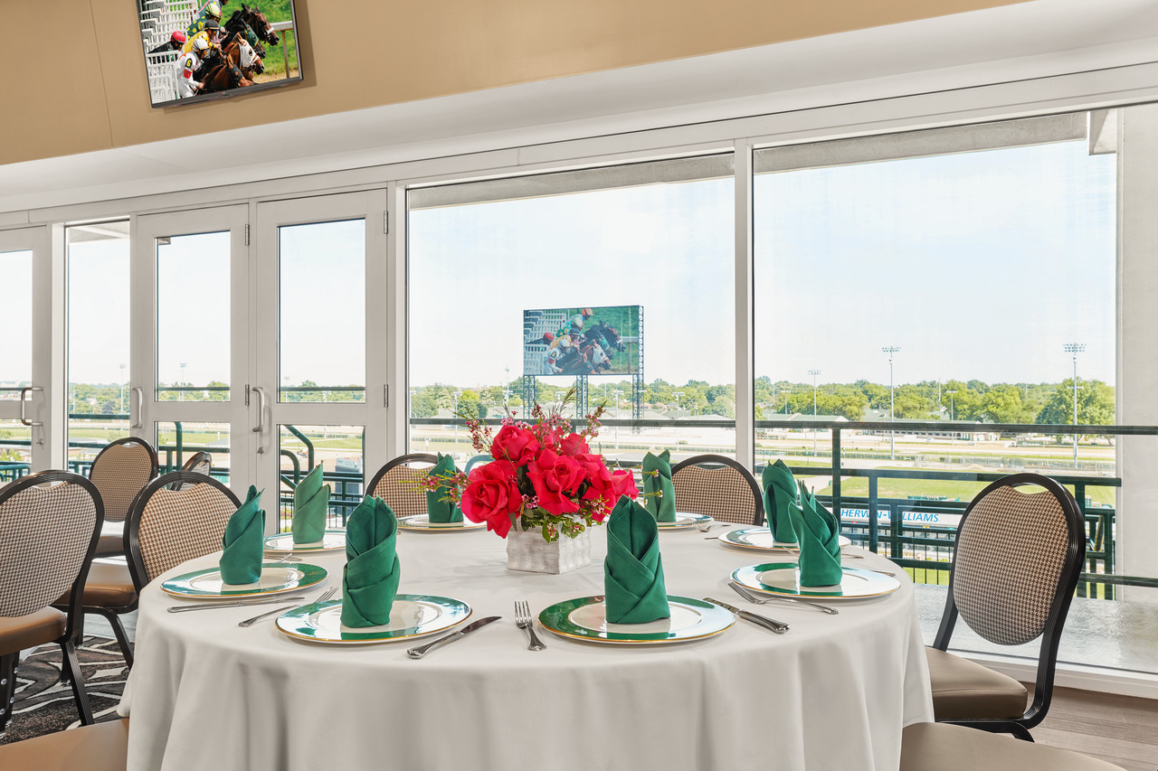 Millionaires Row | Dining | Seats | Churchill Downs