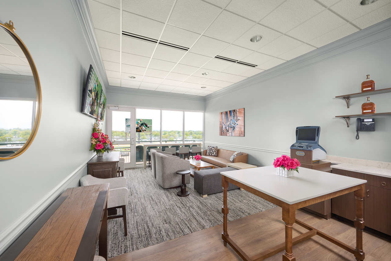 Jockey Club Suites | Suites & Private Rooms | Seats | Churchill Downs