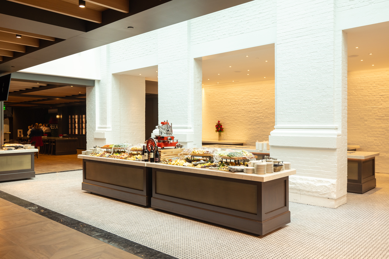 Club SI & Enclosure | Dining | Seats | Churchill Downs