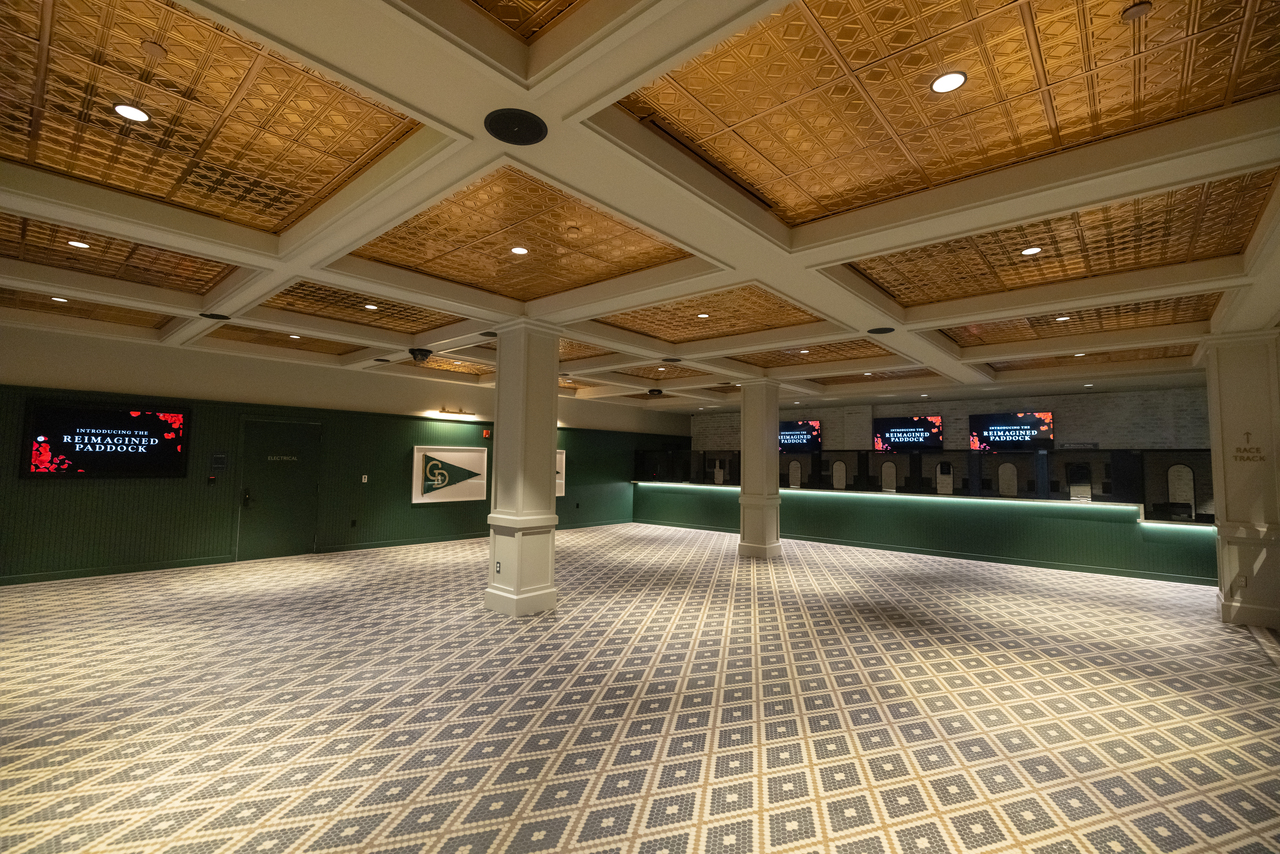 Club SI & Enclosure | Dining | Seats | Churchill Downs