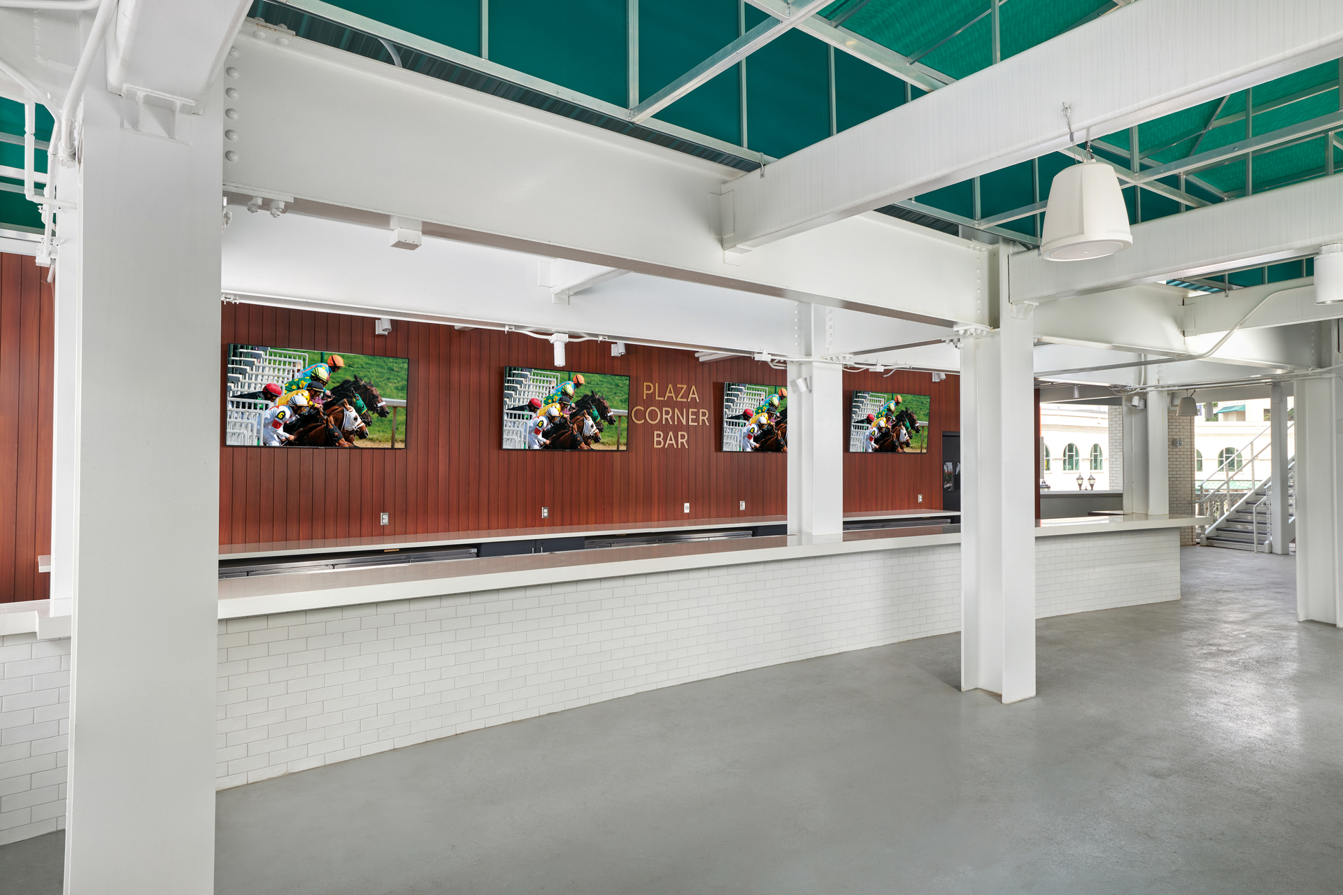 Plaza Loge | Reserved Seating & General Admission | Seats | Churchill Downs