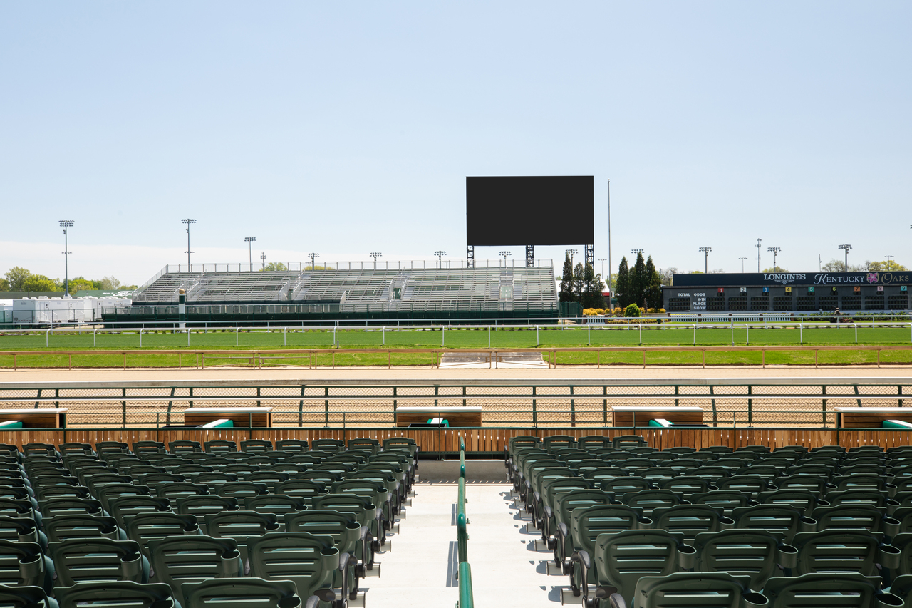 Homestretch Club | Dining | Seats | Churchill Downs