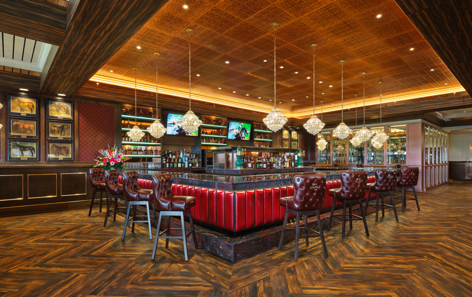 Matt Winn’s | Dining | Seats | Churchill Downs